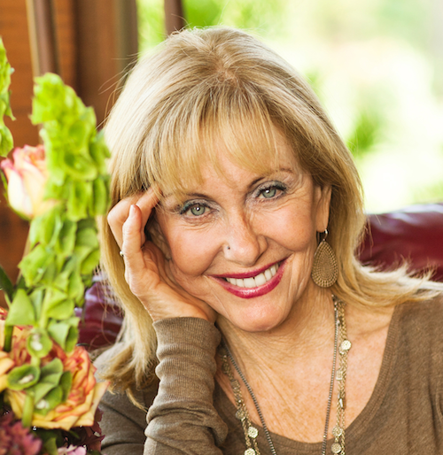 Joan Barnes – Medium