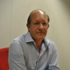 Francois vd Merwe – Medium