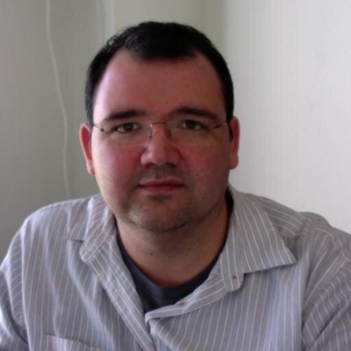 Hector Villarreal – Medium