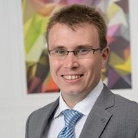 Denis Ushakov – Medium