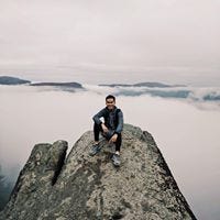 Duc Quang Bui – Medium