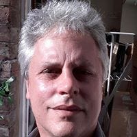 Simon Hayes – Medium