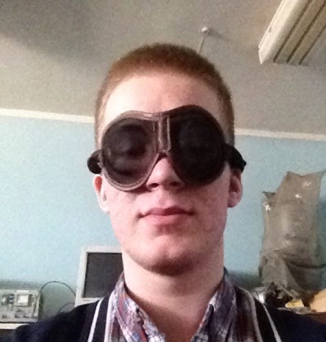 Anton Savchenko – Medium