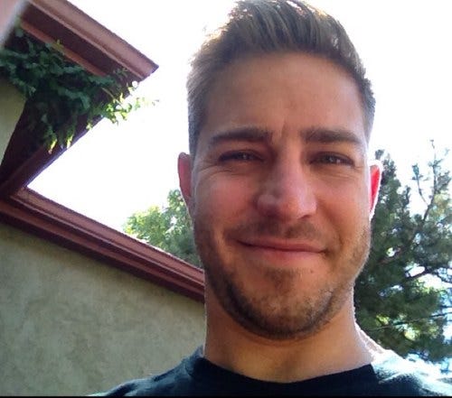 Joey Nelson – Medium