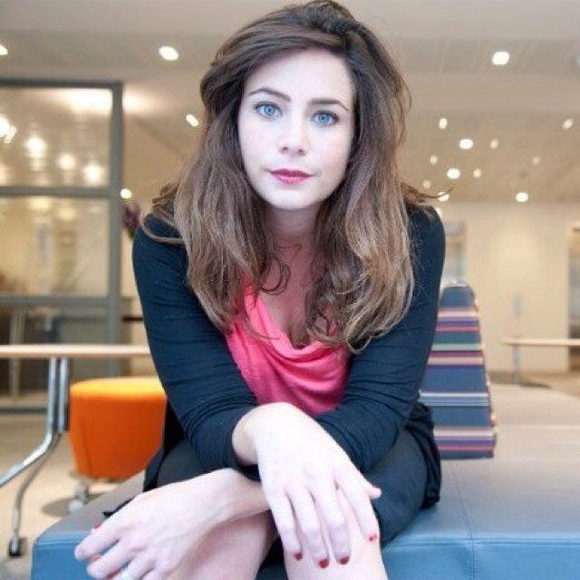 Elizabeth Lichten – Medium