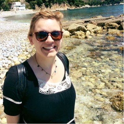 Mimi Launder – Medium