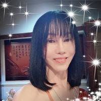 Lee Choo Yan – Medium