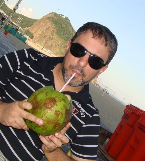 Claudio Junior – Medium