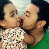 Mario Oliveira – Medium