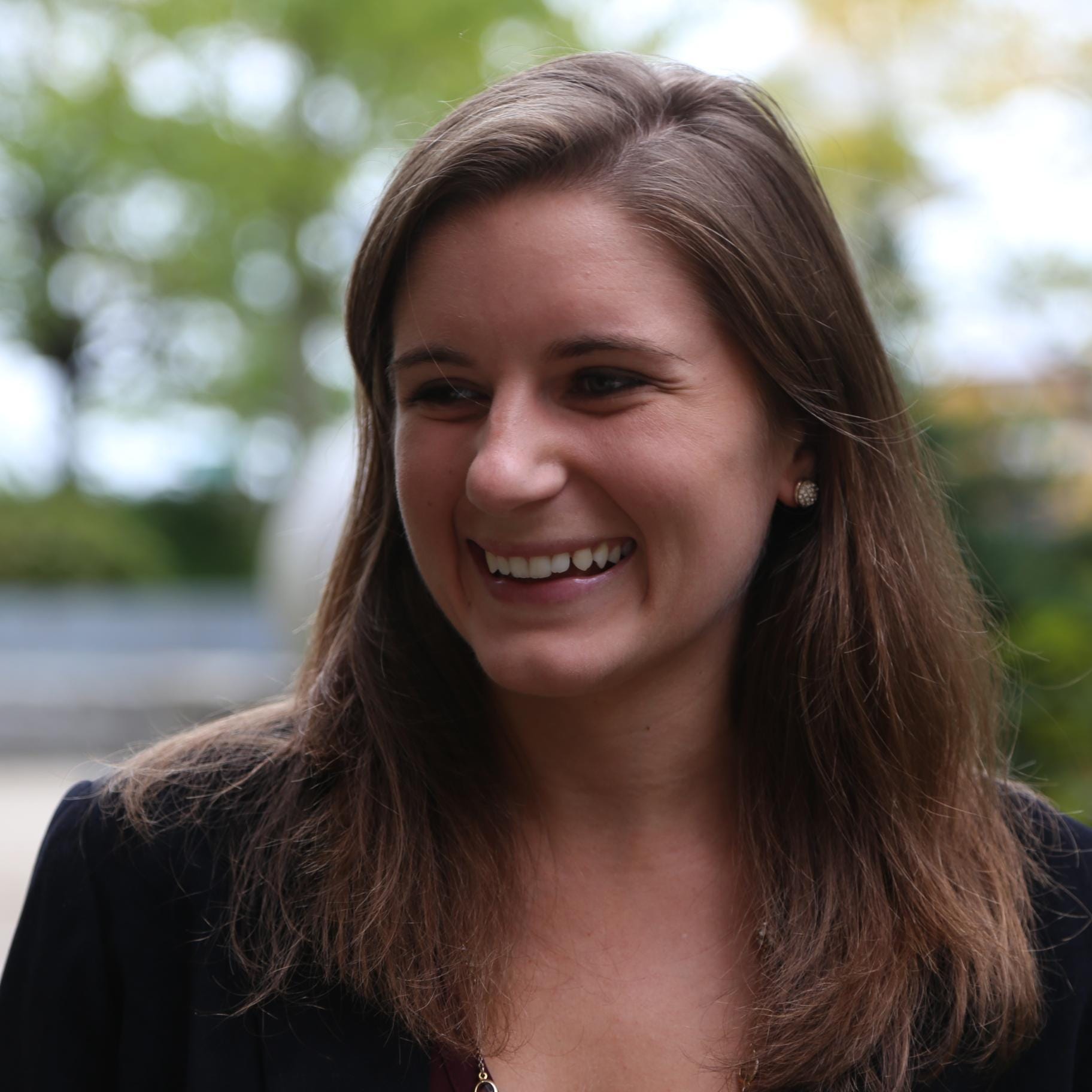 Kim Currier – Medium