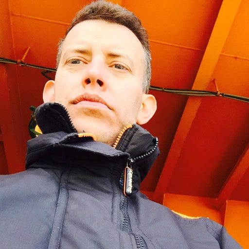 Gavin Hayman – Medium