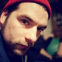 Simon Grossi – Medium