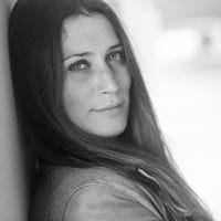 Caroline Ales – Medium