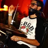 Felipe Moura – Medium