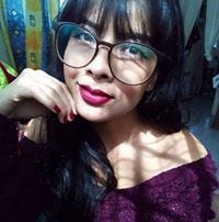 Sofía Giles – Medium