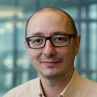 Christophe Ponsinet – Medium
