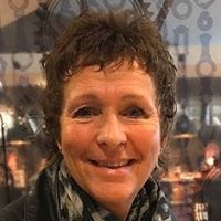 Ellen Holmes Indahl – Medium
