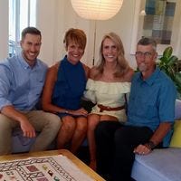 Lori Hufnagel Gee – Medium