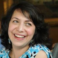 Suzanne Marta – Medium