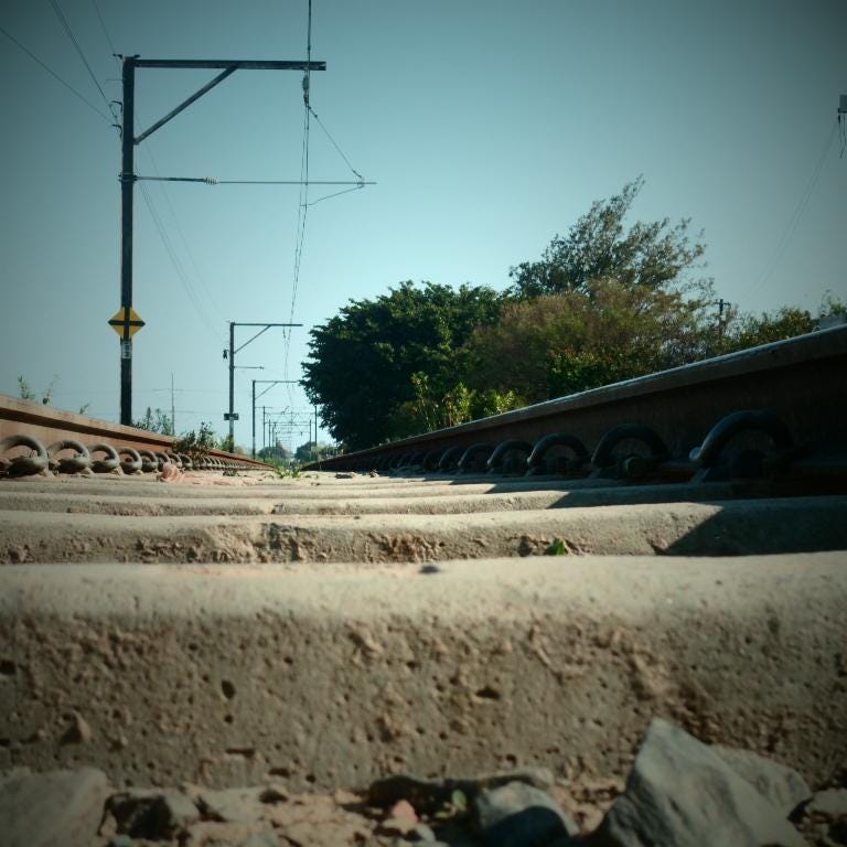 Bulumko Gana – Medium