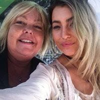 Robena Rizza – Medium