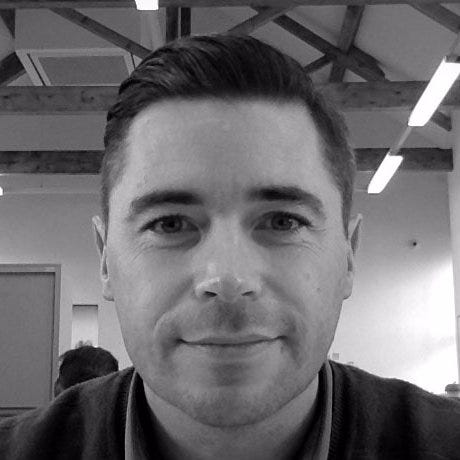 Niall O'Doherty – Medium