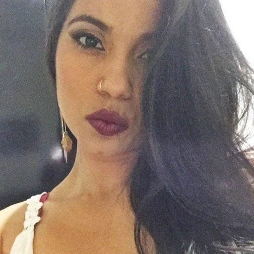 Elizabeth Zanelato – Medium