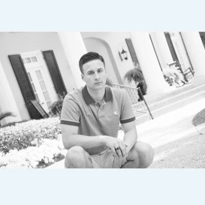 Jeremy Moniz – Medium