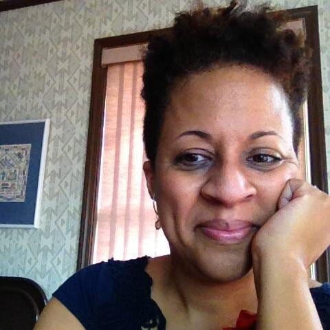 Denedriane (Dee)Dean – Medium