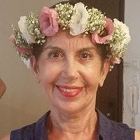 Pnina Hornung – Medium