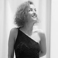 Luciana Savarese – Medium