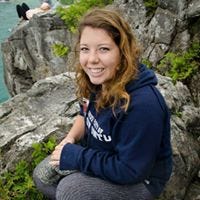 Zoë MacDonald – Medium