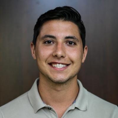 Chris Cundari – Medium
