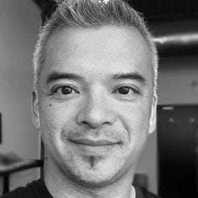 Desmond Lo – Medium