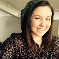 Stephanie Farr – Medium
