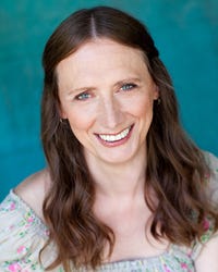 Lydia Schoenberger – Medium