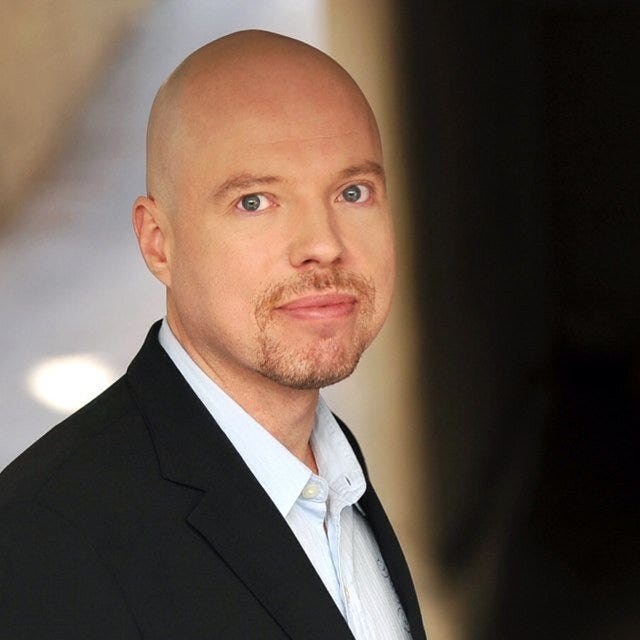 DC Elzinga – Medium