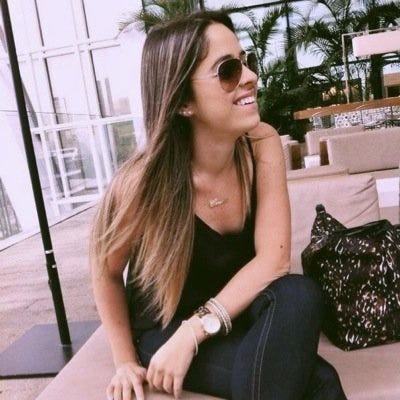 Camilla Albernaz – Medium