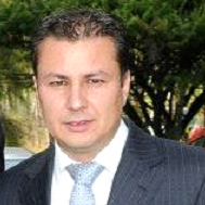 VICTOR HUGO CISNEROS – Medium