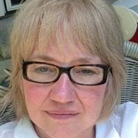 Carol Gulyas – Medium