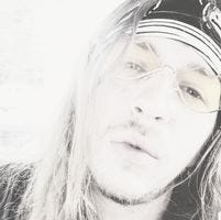 Matt Sotl – Medium