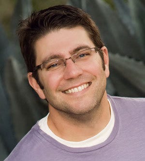 Kevin Hawke – Medium