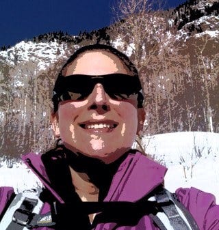 Allison Amend – Medium