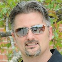 Darren Seefried – Medium