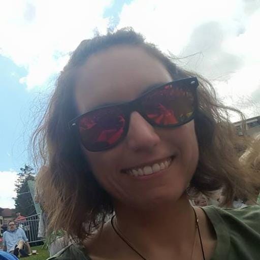 Amanda Leightner – Medium