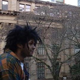 Cris Oliveira – Medium