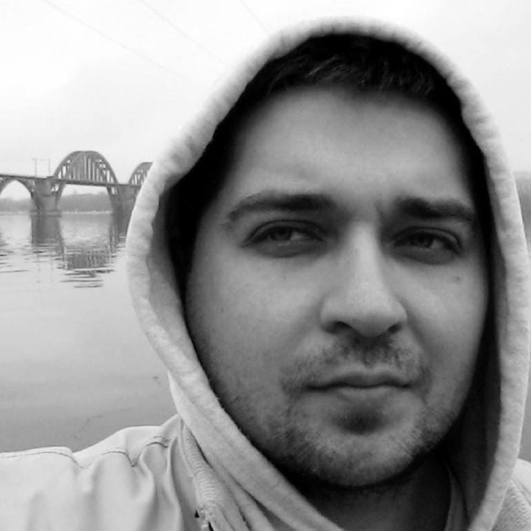 Andrey Slipchenko – Medium