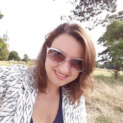 Carmen Lascu – Medium
