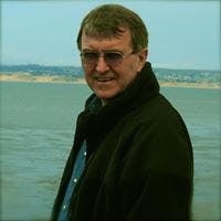 Warren Monty Quesnell – Medium