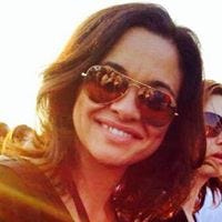 Luciane Aquino – Medium